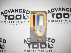 Trimble Spectra Precision LL400 Rotary Laser w/ HR550 Receiver Sensor ...