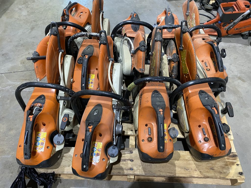 Pallet Of (9) Stihl TS420 Concrete Saw Untested For Parts Or Repair ...