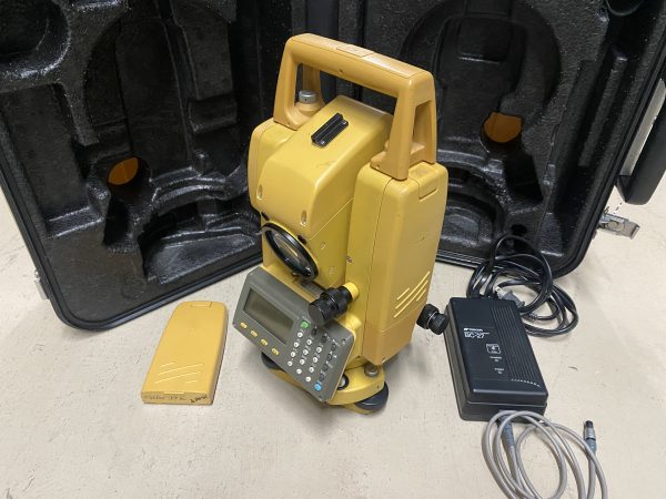 Topcon GTS-605 5″ Total Station Transit w/ Case Charger and Battery ...