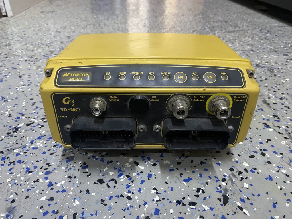 Topcon MC-R3 GPS 3D-MC2 Dual Antenna MC-R3 GPS UHF II Receiver G3 ...