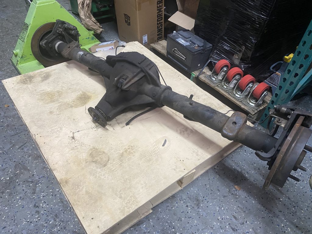 99-04 Ford SVT Lightning Stock Rear End Axle Assembly Differential ...