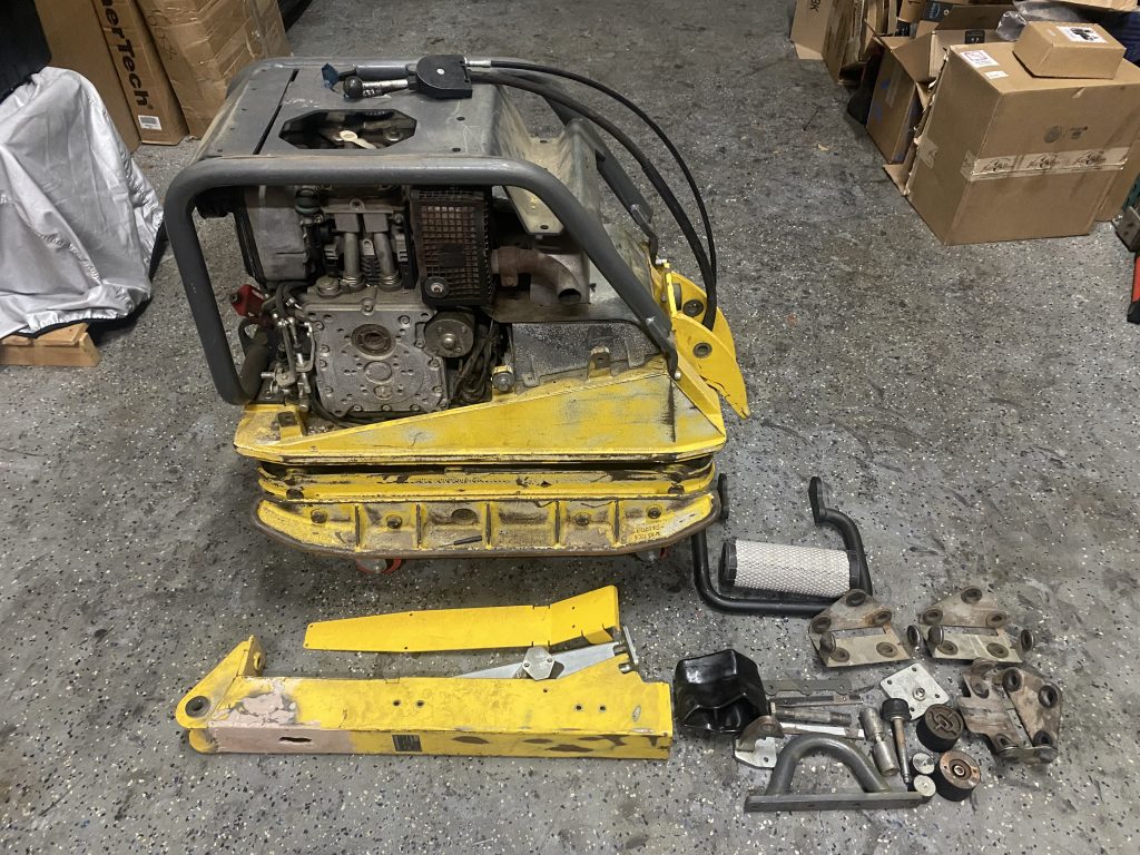 2015 Wacker Neuson DPU4545HEH Diesel Reversible Plate Compactor for ...