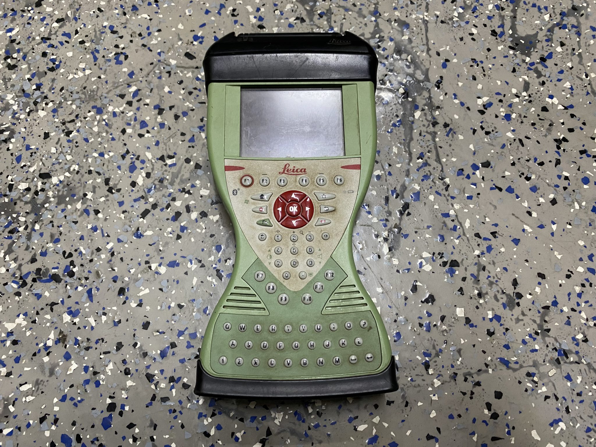 Leica CS15 Viva Survey Data Collector w/ CTR16 GPS GNSS Controller ...